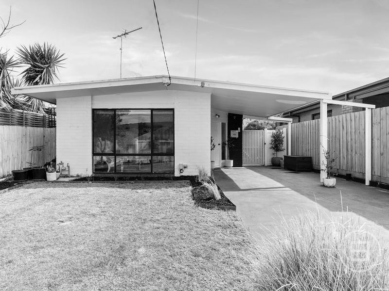 198 Ninth Avenue South, Rosebud, Vic 3939 - Property Details