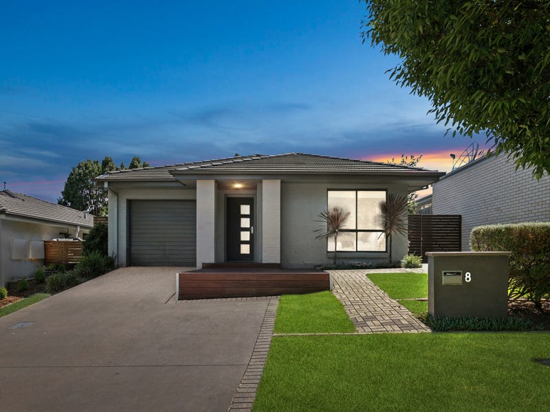 8 Rubeo Street, Forde, ACT 2914 - Property Details