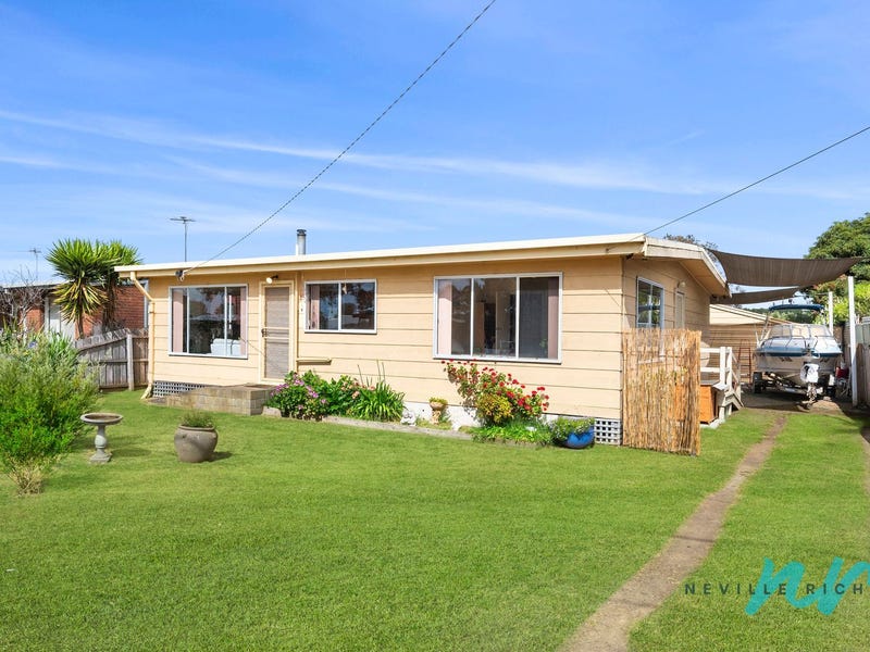 404 Ibbotson Street, St Leonards, VIC 3223 - realestate.com.au