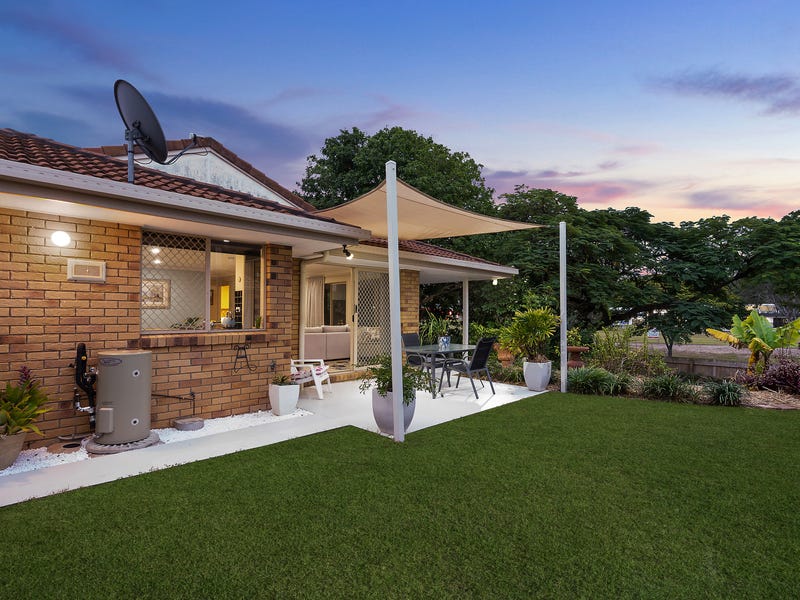 3/6 Golden Crest Place, Bellbowrie, Qld 4070 - Property Details