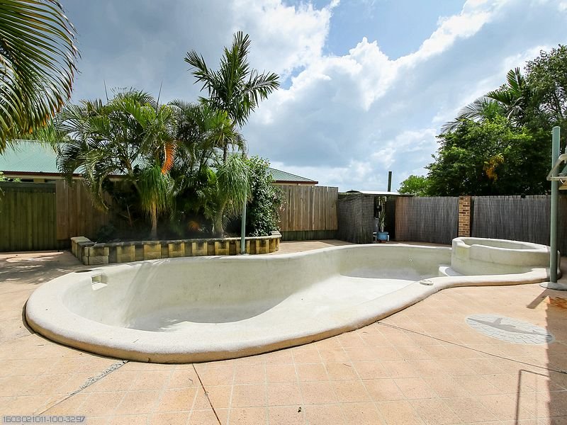 42 Aimee Drive, Urangan, Qld 4655 - Property Details