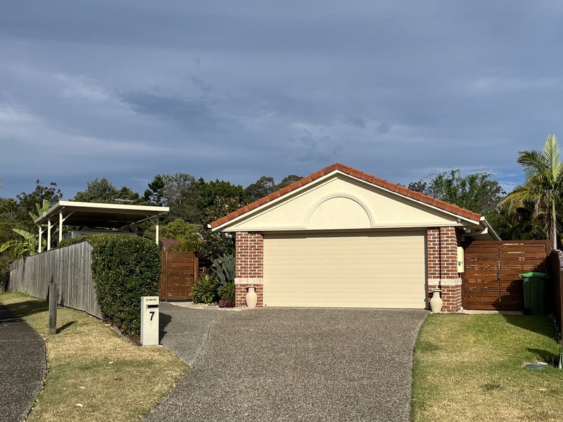 7 Hall Court, Mudgeeraba, Qld 4213 - Property Details