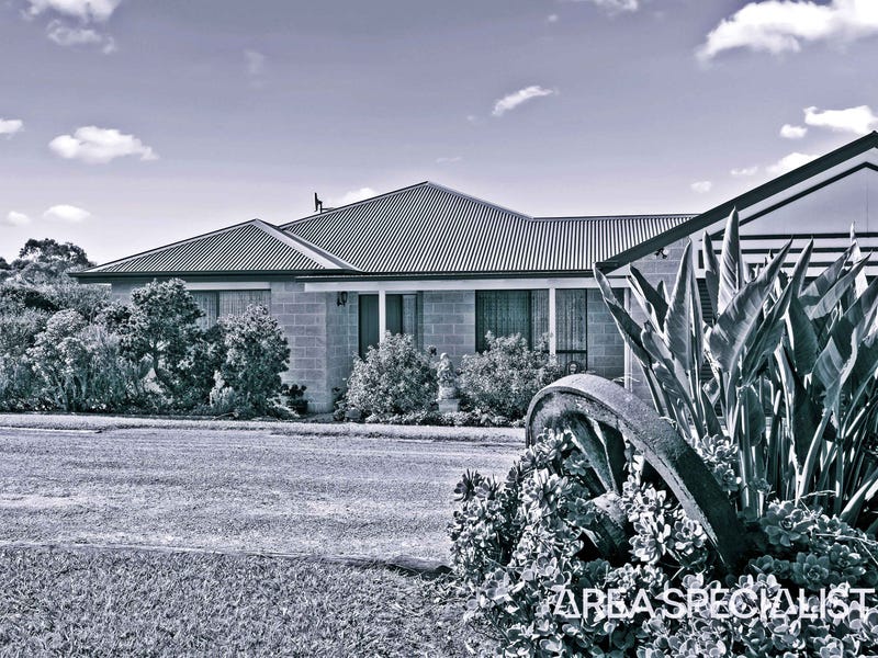 115 Cosgriffs Road, Outtrim, Vic 3951 - Property Details