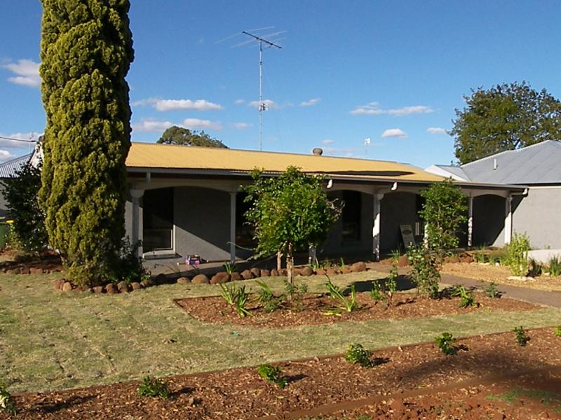 10 Devon Street, Newtown, QLD 4350 - realestate.com.au