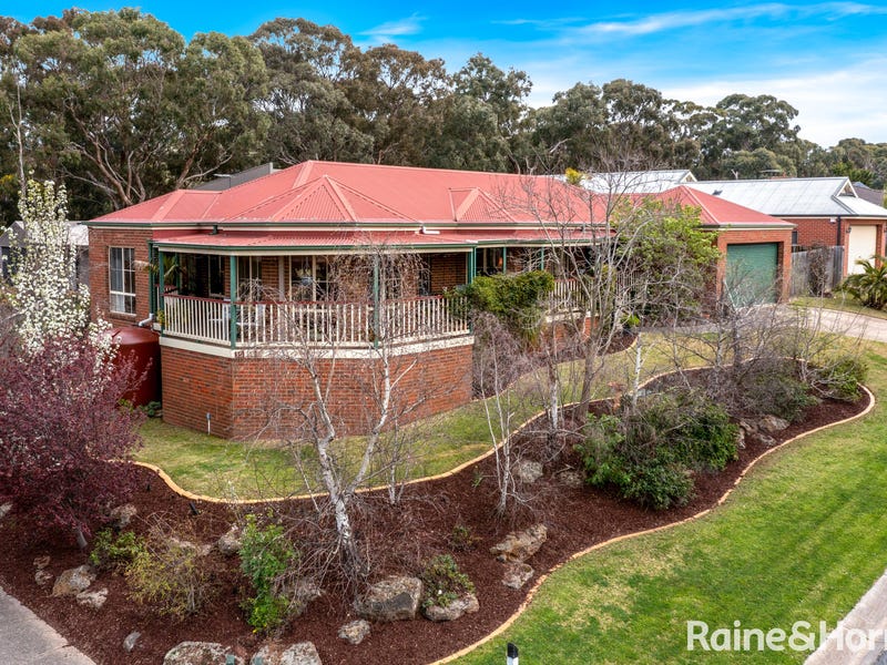 10 Allen Court, Sunbury, Vic 3429 - Property Details
