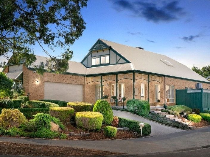 1 Reece Court, South Morang, VIC 3752 - realestate.com.au