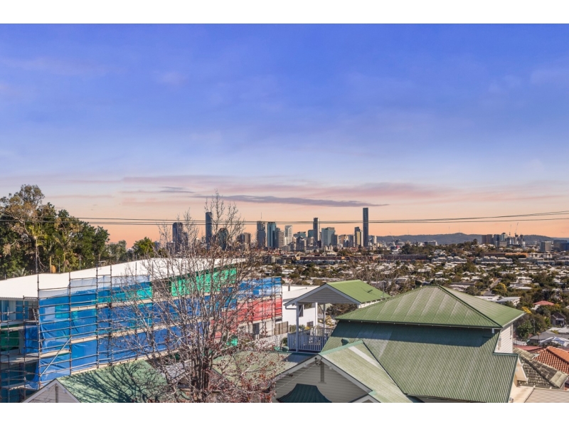 65 Fifth Avenue, Balmoral, Qld 4171 - Property Details