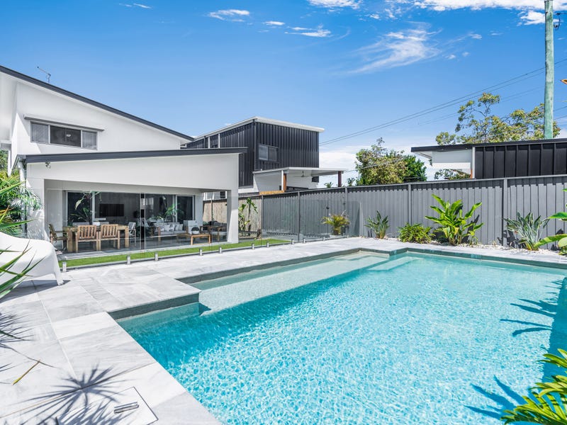 43 Wood Street, Manly, Qld 4179 - Property Details