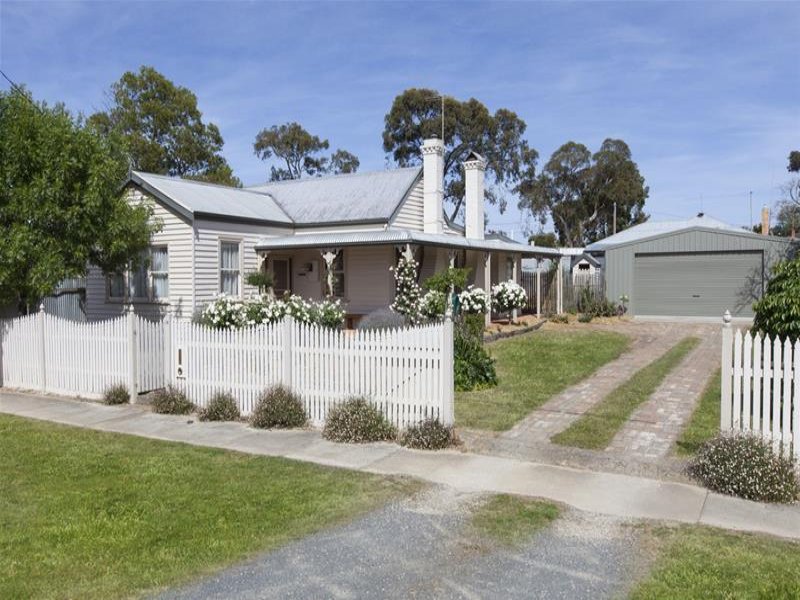 13 Queen Street, Ararat, Vic 3377 - Property Details