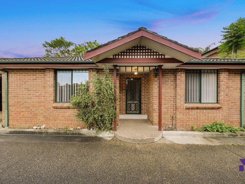 2/36 Cardigan Road, Greenacre, NSW 2190 - Property Details