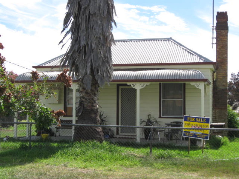 3 Murringo Street, Young, NSW 2594 - Property Details
