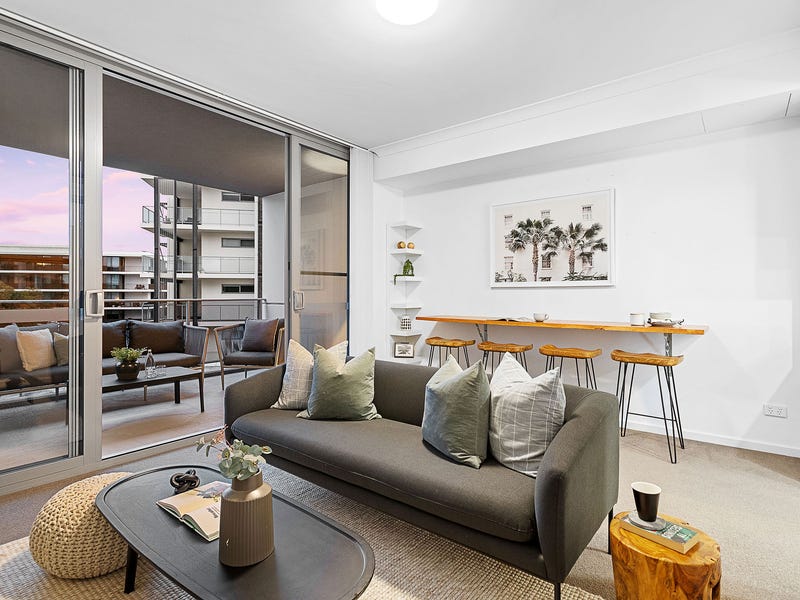 210/2 Wembley Court, Subiaco, WA 6008 - Property Details