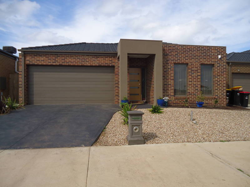 167 Botanica Springs Boulevard, Brookfield, VIC 3338 - realestate.com.au