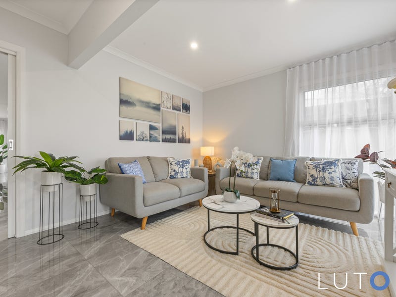 7 Blue Folk Lane, Strathnairn, ACT 2615 - Property Details