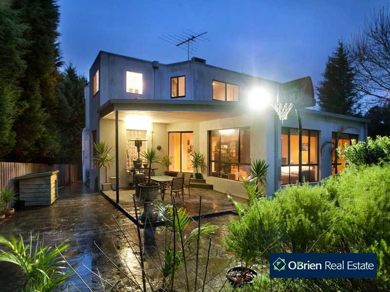 5 Carson Court, Rowville, Vic 3178 - Property Details