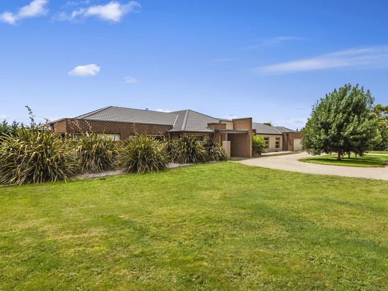 2 Opal Court, Kyneton, VIC 3444 - realestate.com.au