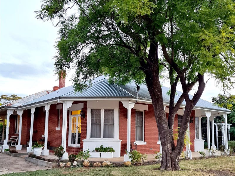 10 East Street, Kerang, VIC 3579 - realestate.com.au