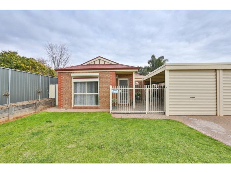 8 Cupper Grove, Merbein, VIC 3505 - realestate.com.au