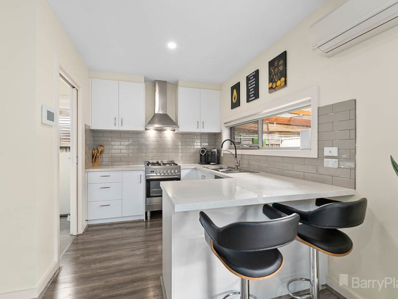 10 Urban Lane, Hallam, VIC 3803 - realestate.com.au