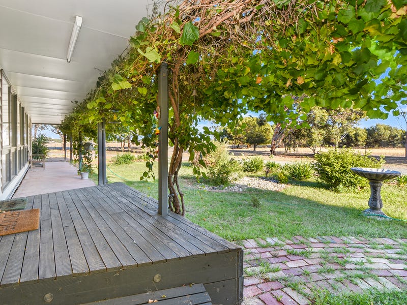 636 Riverside East Road, Riverside, Vic 3401 - Property Details