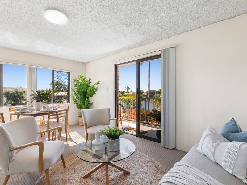 2 Bedroom Properties for Sale in Mooloolaba, QLD 4557 (+2 locations ...