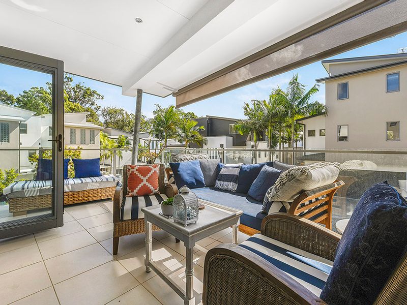 2/17 Great Southern Drive, Robina, Qld 4226 - Property Details