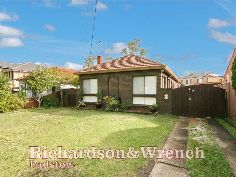 2 Uralla Avenue, Padstow, NSW 2211 - Property Details