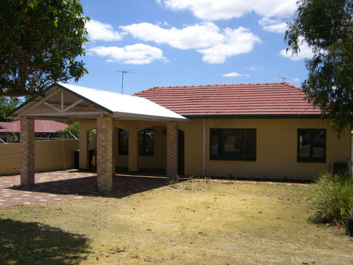 202 Woodside Street, Doubleview, WA 6018 - Property Details