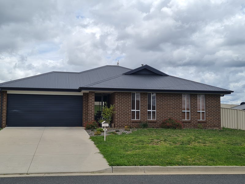 16 Sullivan Circuit, Orange, NSW 2800 - Property Details