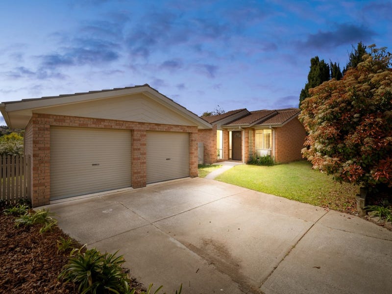 5 Churchill Way, Gordon, ACT 2906 - Property Details