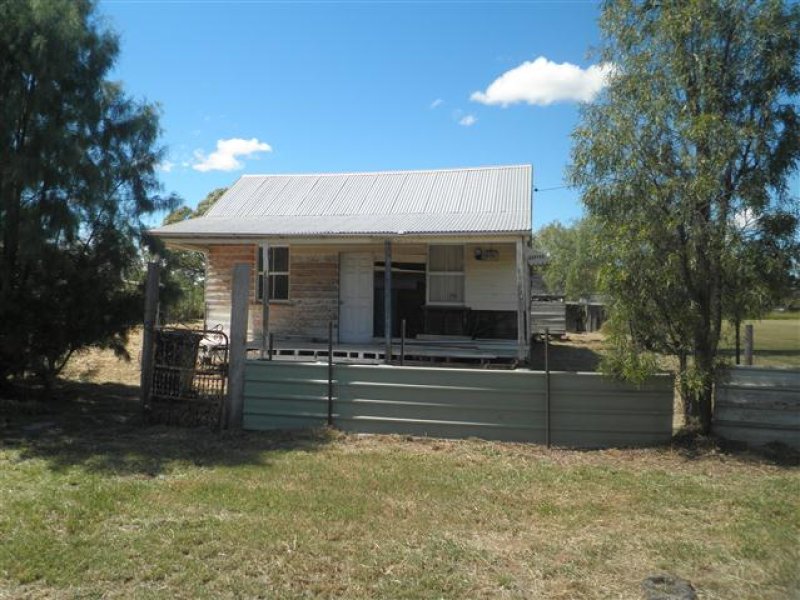 24 Perry Street, Yuleba, Qld 4427 - Property Details