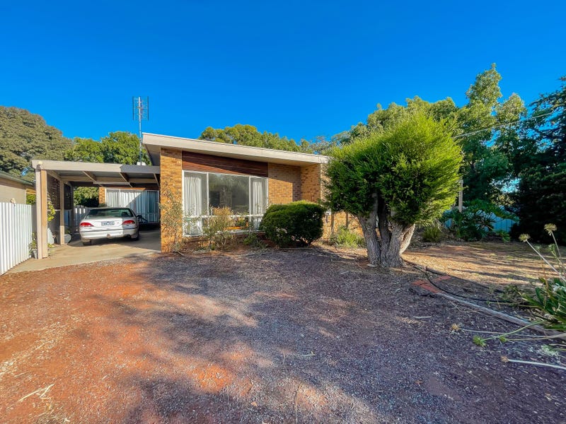 12 Rundle Street, Kerang, Vic 3579 - Property Details