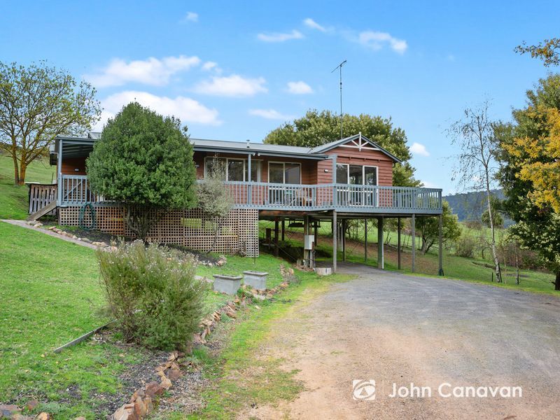 42 Alpine Ridge Drive, Merrijig, VIC 3723 - realestate.com.au