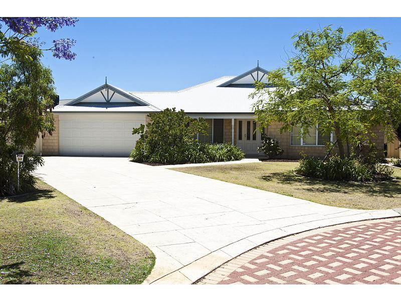32 Rufford Lane, Canning Vale, WA 6155 - realestate.com.au