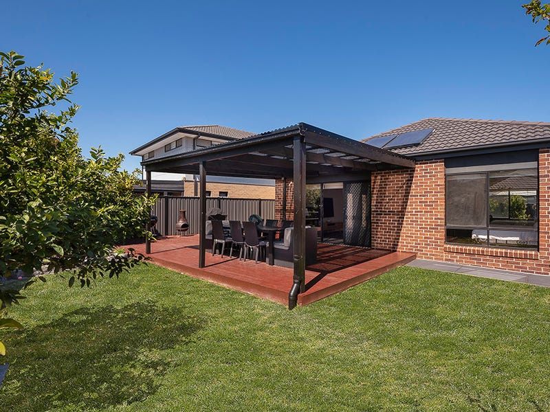 4 Panton Gap Drive, South Morang, VIC 3752 - realestate.com.au
