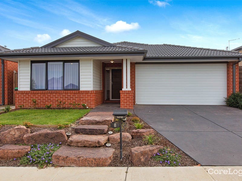 8 Horning Street, Doreen, VIC 3754 - realestate.com.au