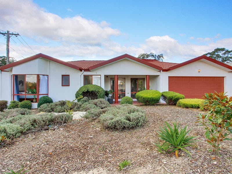 9 Rundle Place, Kambah, ACT 2902 - Property Details