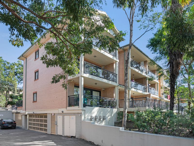 13/8-12 Alexandra Avenue, Westmead, NSW 2145 - realestate.com.au