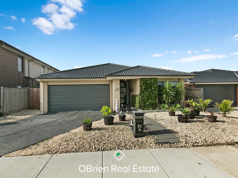 18 Hill Farm Drive, Clyde, Vic 3978 - Property Details