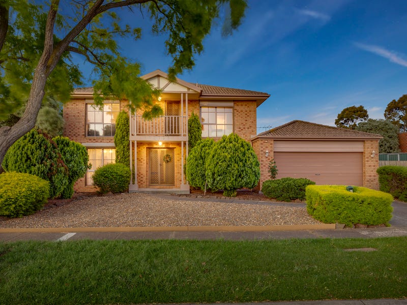 40 Golden Way, Hillside, VIC 3037 - realestate.com.au