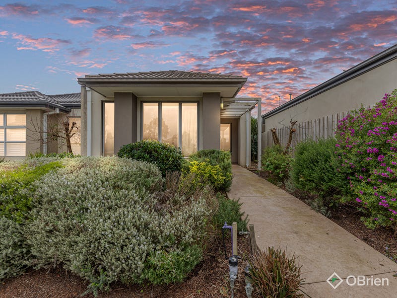 74 Bridge Road, Officer, Vic 3809 - Property Details