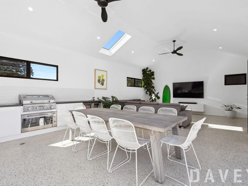 3 Young Place, Padbury, WA 6025 - Property Details