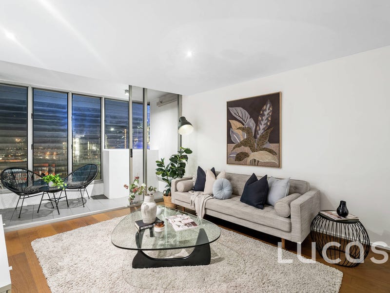 1602/8 McCrae Street, Docklands, Vic 3008 - Property Details