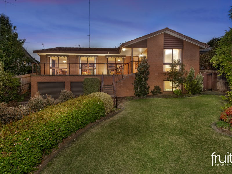 4 JACKMAN ROAD, Newtown, Vic 3220 - Property Details