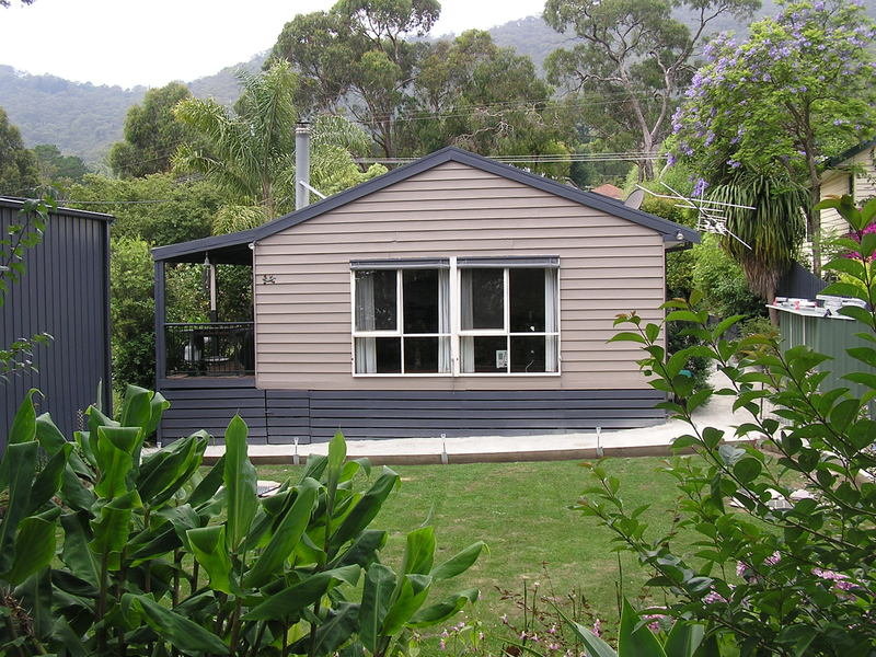 453 Sheffield Rd Nth, Montrose, Vic 3765 - Property Details