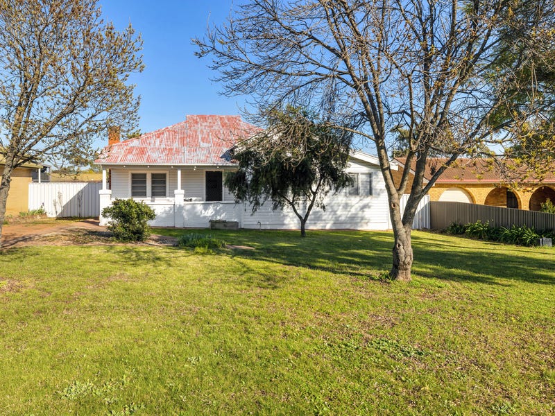 108 Mirrool Street, Coolamon, NSW 2701 - Property Details