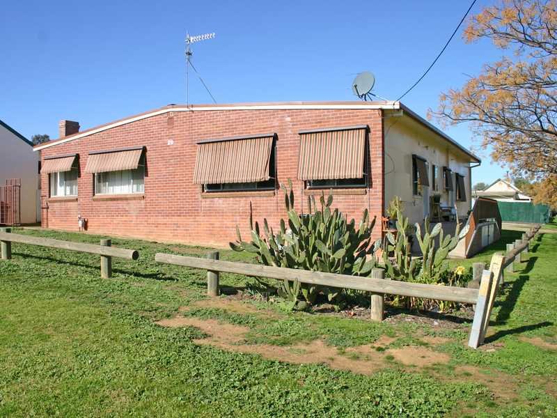 29 George Street, Junee, NSW 2663 - realestate.com.au