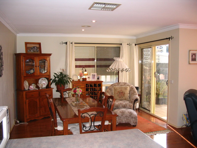 2/17 Carol Grove, Tullamarine, Vic 3043 - Property Details