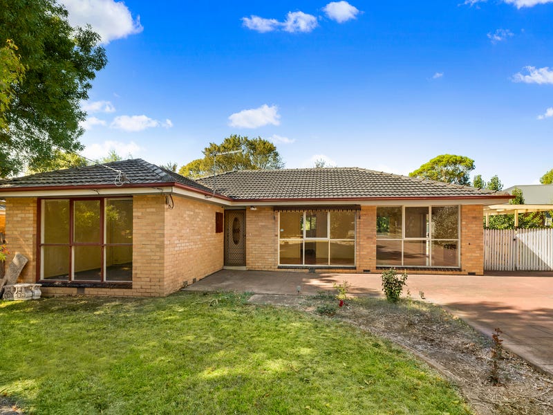 139 Cambridge Road, Mooroolbark, Vic 3138 - Property Details