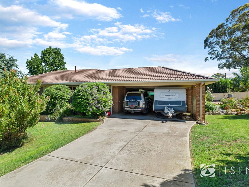 11 Powells Avenue, Strathdale, Vic 3550 - Property Details